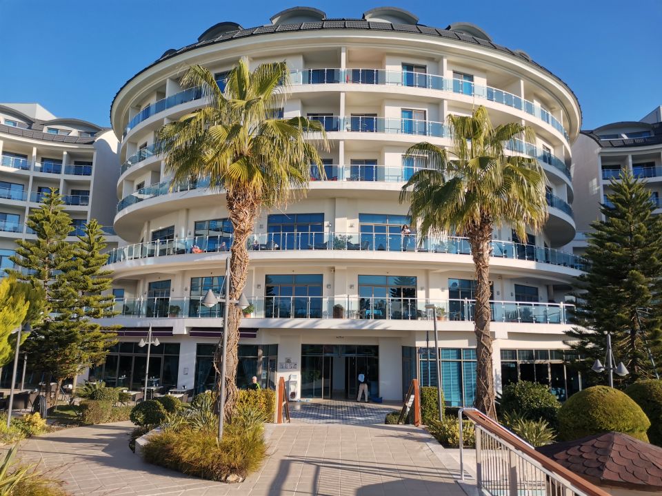 "Außenansicht" Commodore Elite Suites & Spa - Adults only (Evrenseki ...