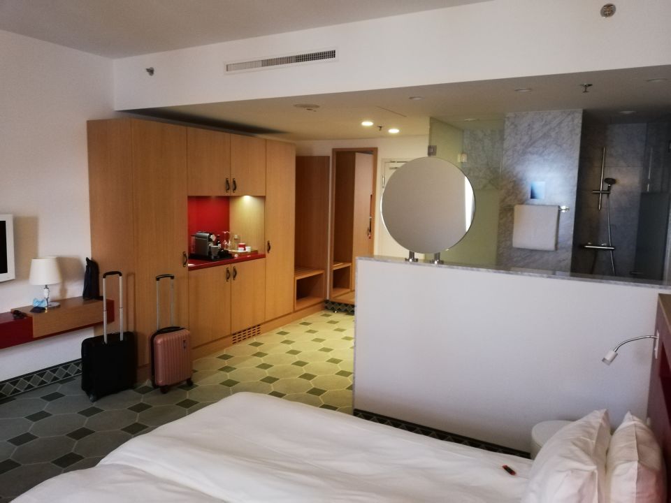 "Zimmer" HYPERION Hotel Dresden am Schloss (Dresden) • HolidayCheck ...