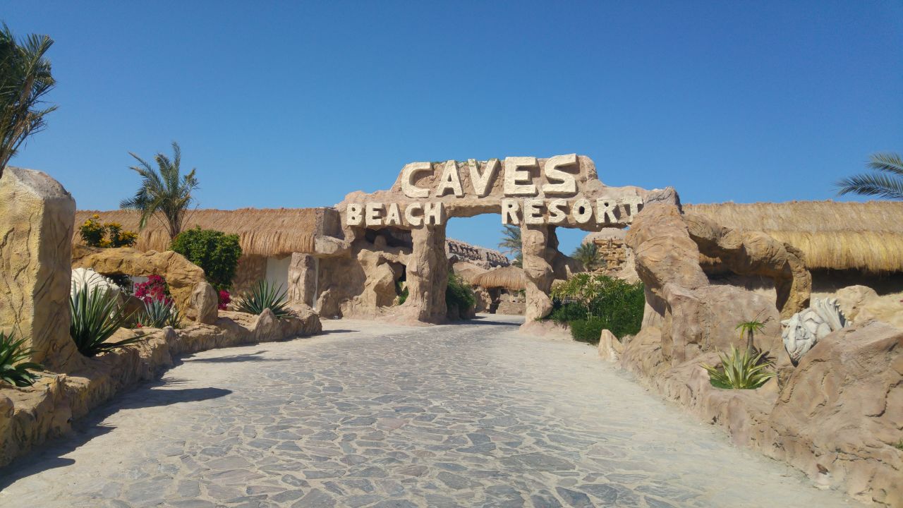 "Außenansicht" Hotel Caves Beach Resort - Adults only (Hurghada ...