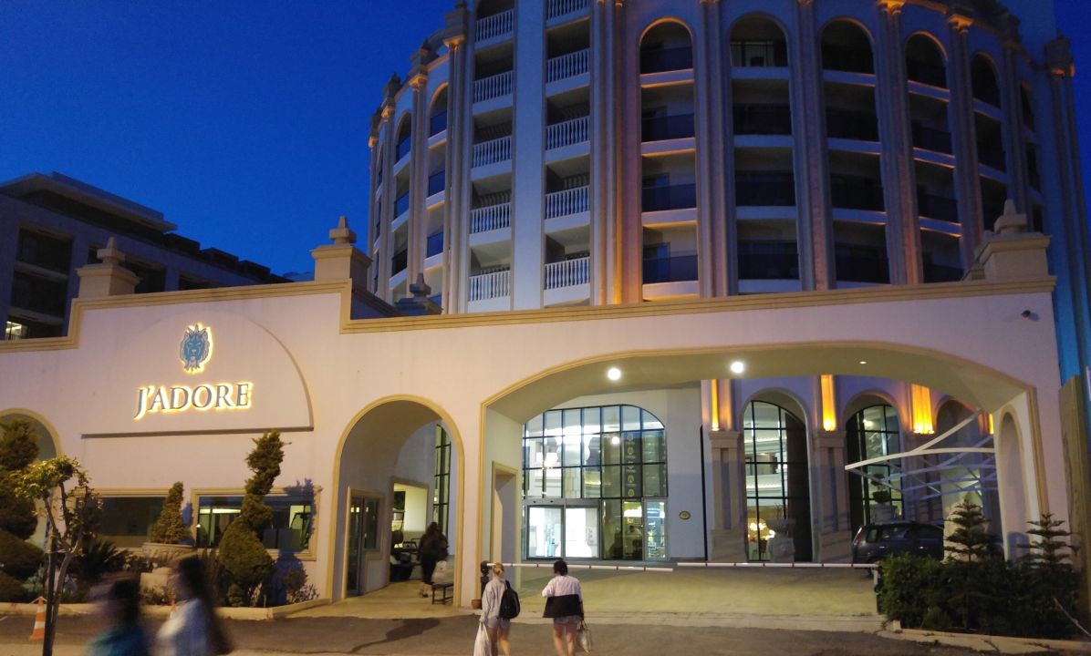 "Außenansicht" J'adore Deluxe Hotel & Spa (Side - Titreyengöl ...