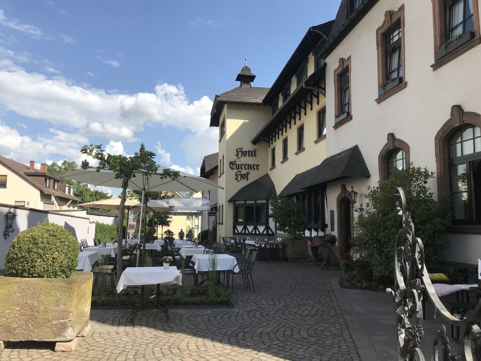 "Biergarten und Hauptansicht" Hotel Eurener Hof (Trier) • HolidayCheck ...