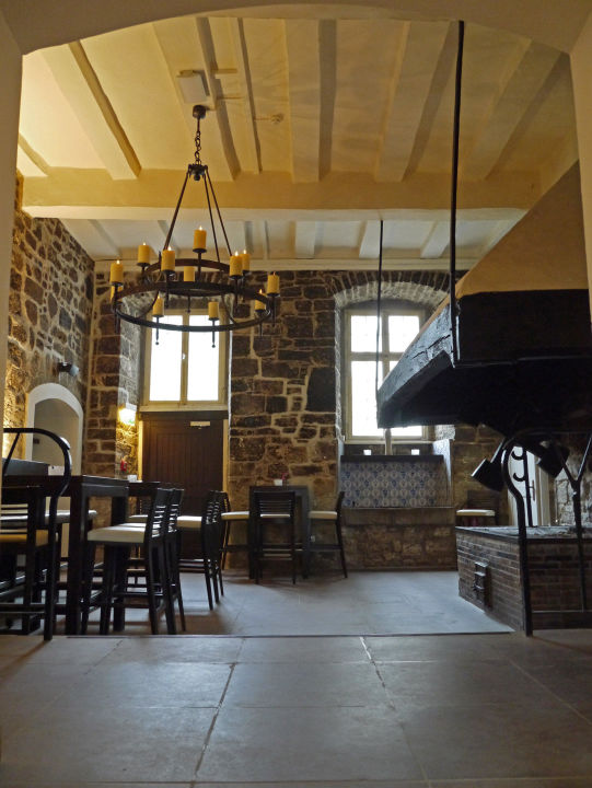 "Das Raucherzimmer" Hotel Schloss Gehrden (Brakel) • HolidayCheck ...