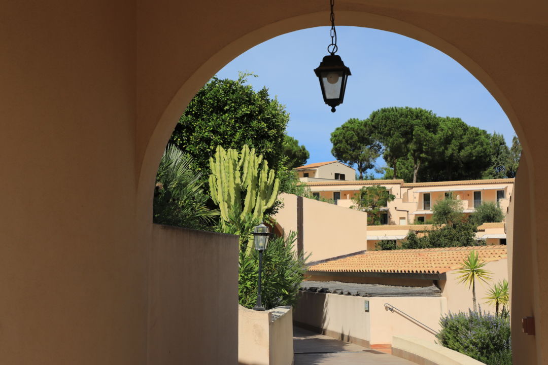 "Außenansicht" Hapimag Resort Cefalù (Mazzaforno) • HolidayCheck ...