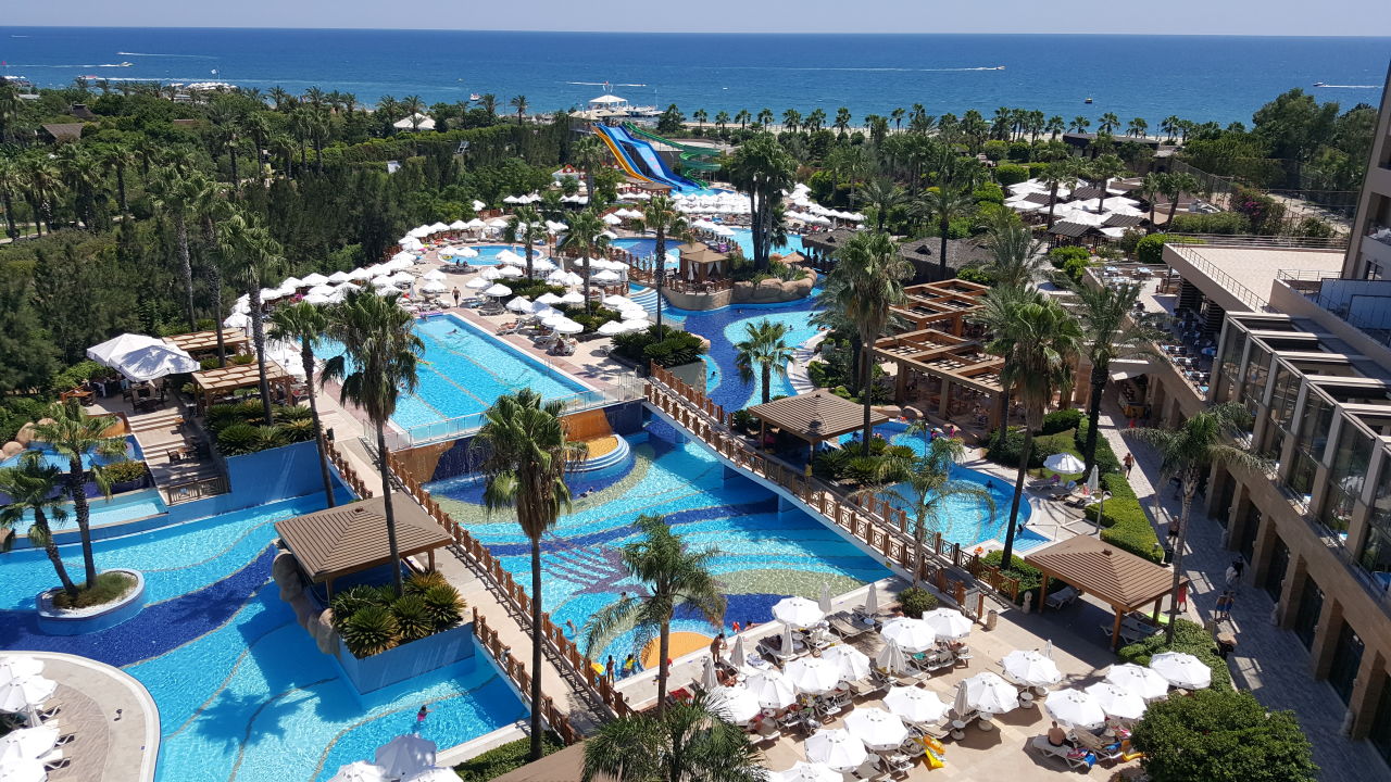 "Pool" Fame Residence Lara & Spa (Lara) • HolidayCheck (Türkische ...