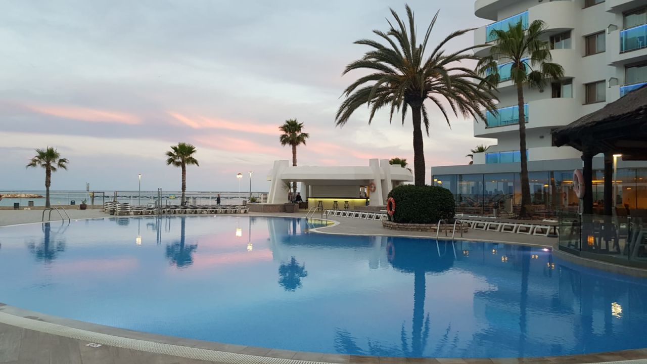 "Pool" Hotel Best Maritim (Cambrils) • HolidayCheck (Costa Dorada ...