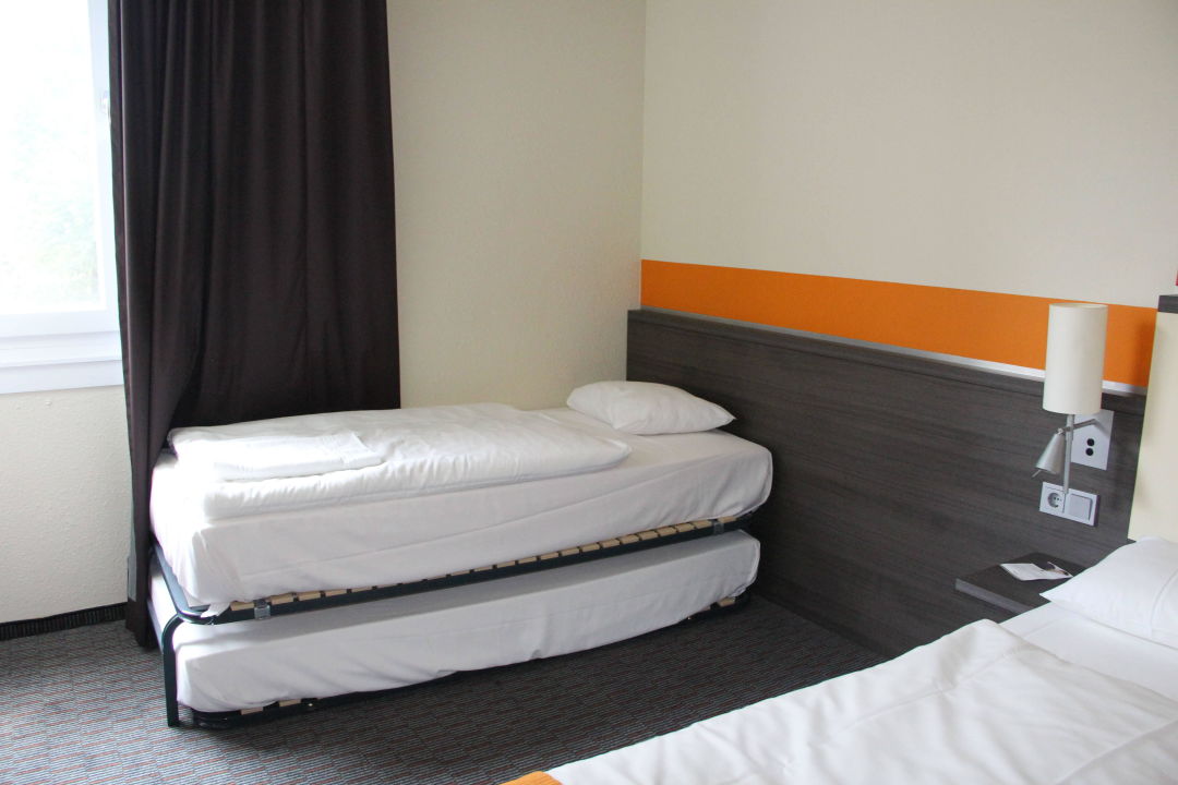 "Zustellbett" Mercure Hotel Köln West (Köln) • HolidayCheck (Nordrhein ...