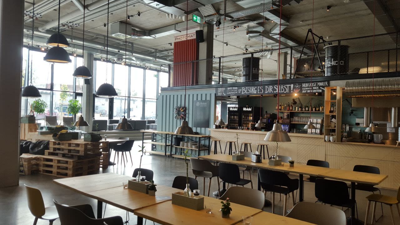 "Restaurant" DOCK INN Hostel Warnemünde (Rostock -Warnemünde ...