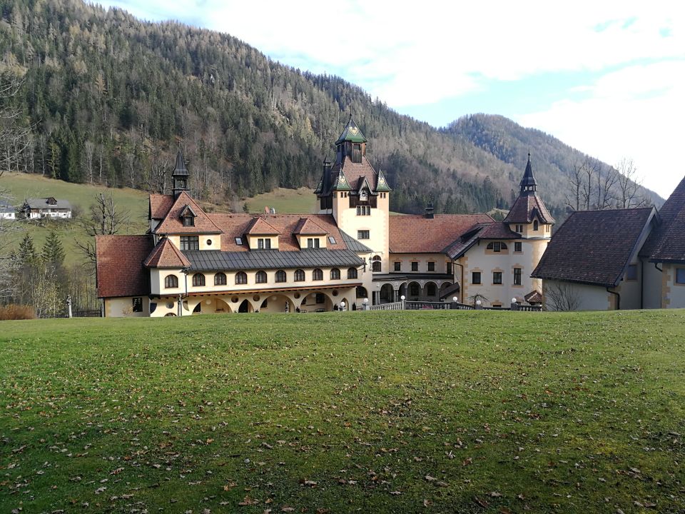 "Außenansicht" Naturhotel Schloss Kassegg (St. Gallen) • HolidayCheck ...