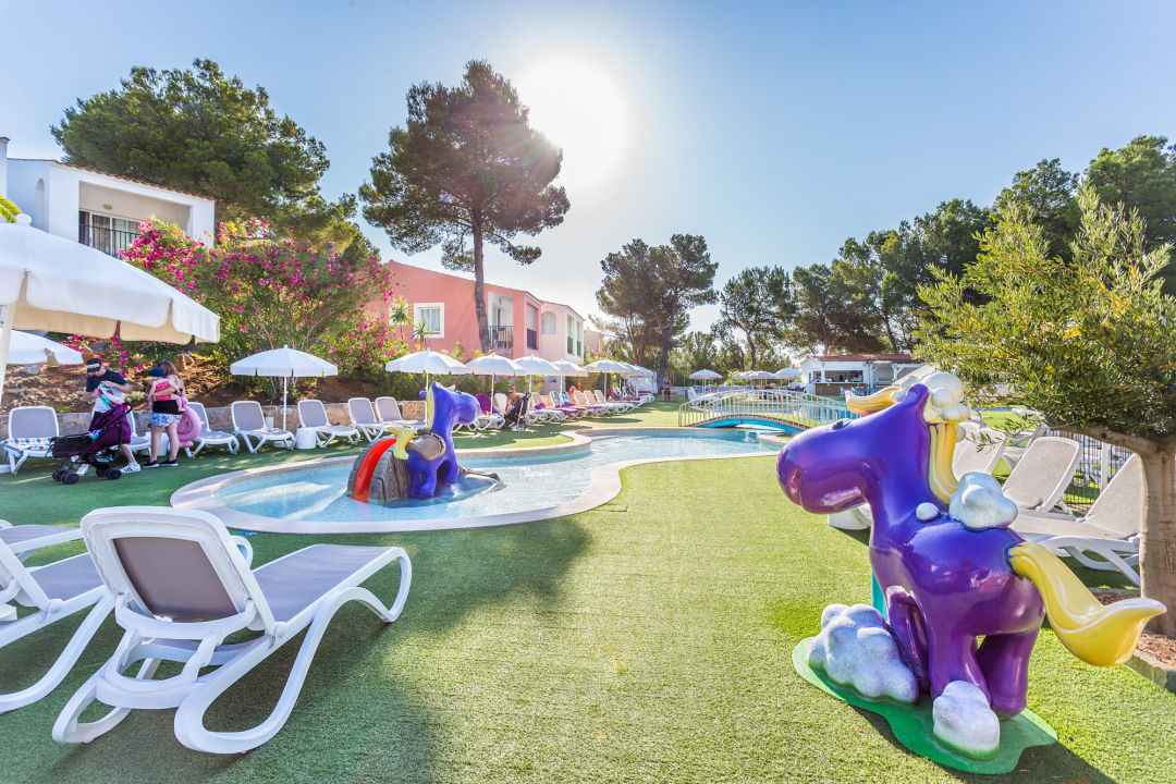 "Pool" FERGUS Club Europa (Peguera) • HolidayCheck (Mallorca | Spanien)