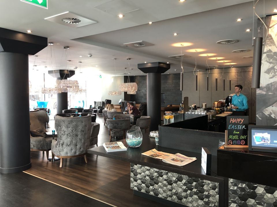 "Lobby" Motel One London-Tower Hill (City of London) • HolidayCheck ...
