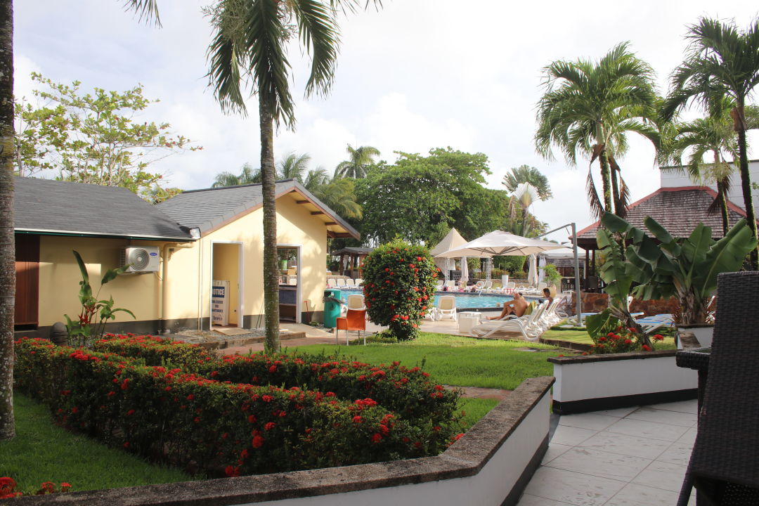 "Pool" Hotel Torarica (Paramaribo) • HolidayCheck (Suriname | Suriname)