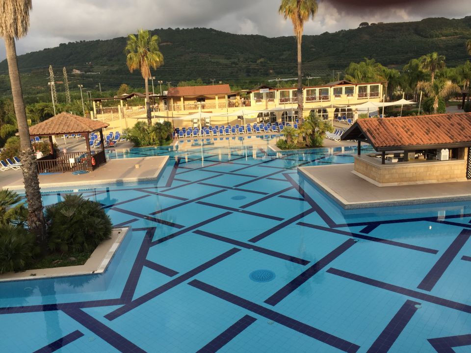 "Pool" TUI MAGIC LIFE Calabria (Pizzo Calabro) • HolidayCheck ...