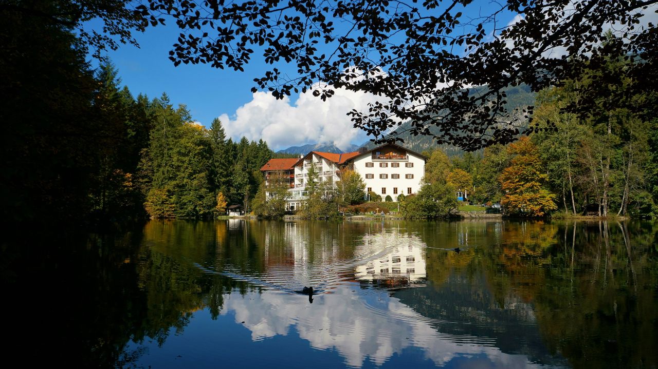 "Außenansicht" Hotel Am Badersee (Grainau) • HolidayCheck (Bayern ...
