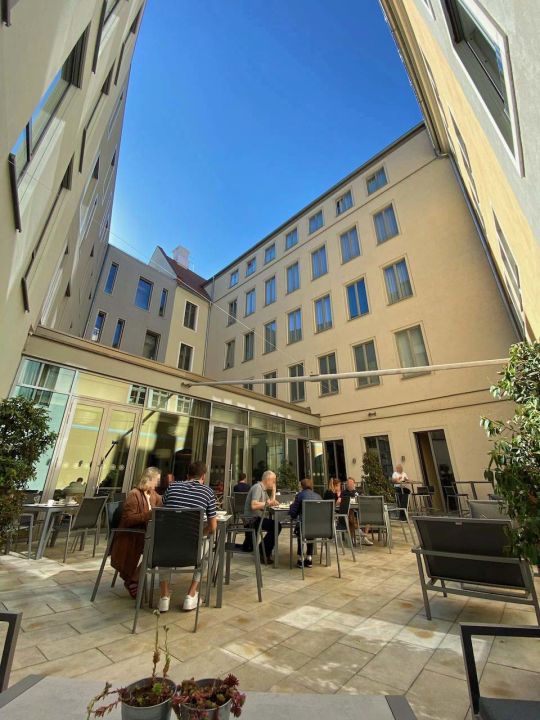 "Gastro" HYPERION Hotel Dresden am Schloss (Dresden) • HolidayCheck ...