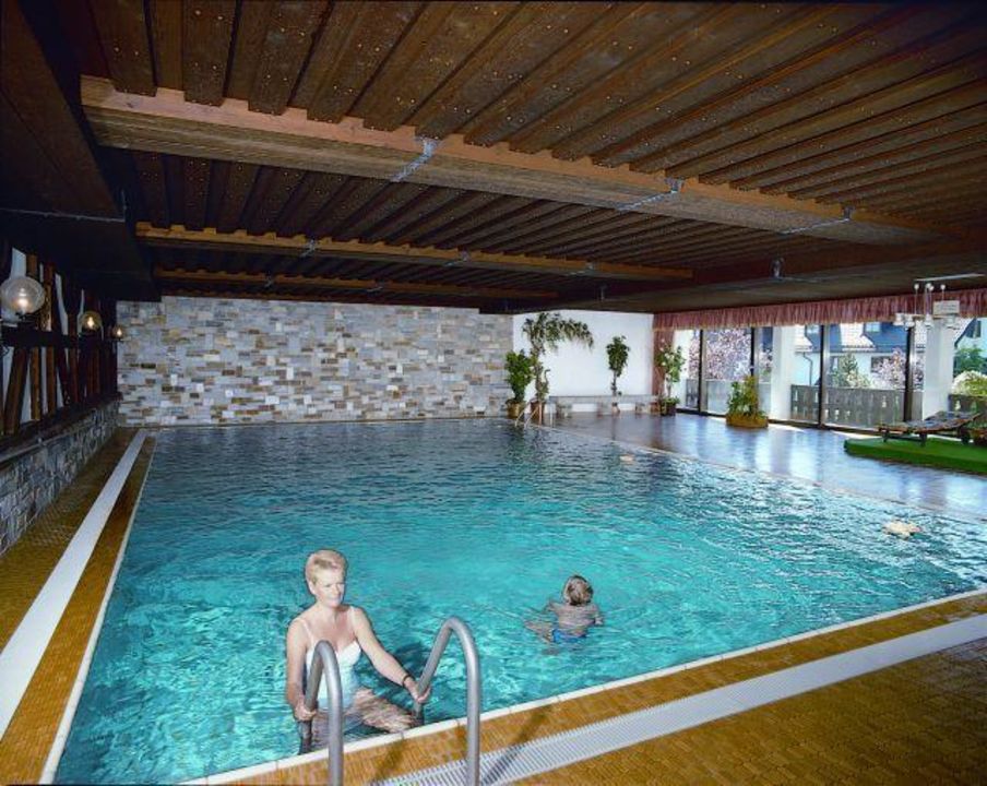 "Hallenbad" Hotel Mayer (Germering) • HolidayCheck (Bayern | Deutschland)