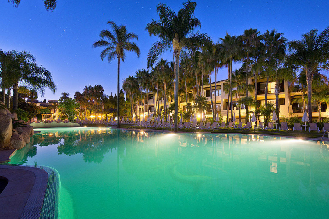 "Swimming pool" BlueBay Banús (Marbella) • HolidayCheck (Costa del Sol ...