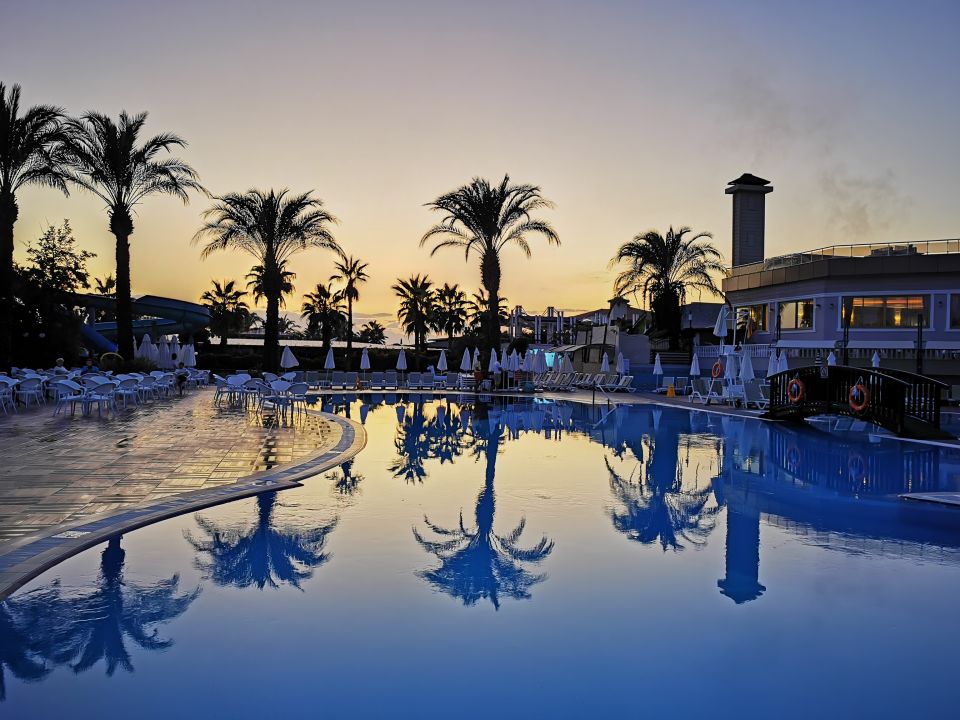 "Pool" Aydinbey Famous Resort (Belek - Bogazkent) • HolidayCheck ...