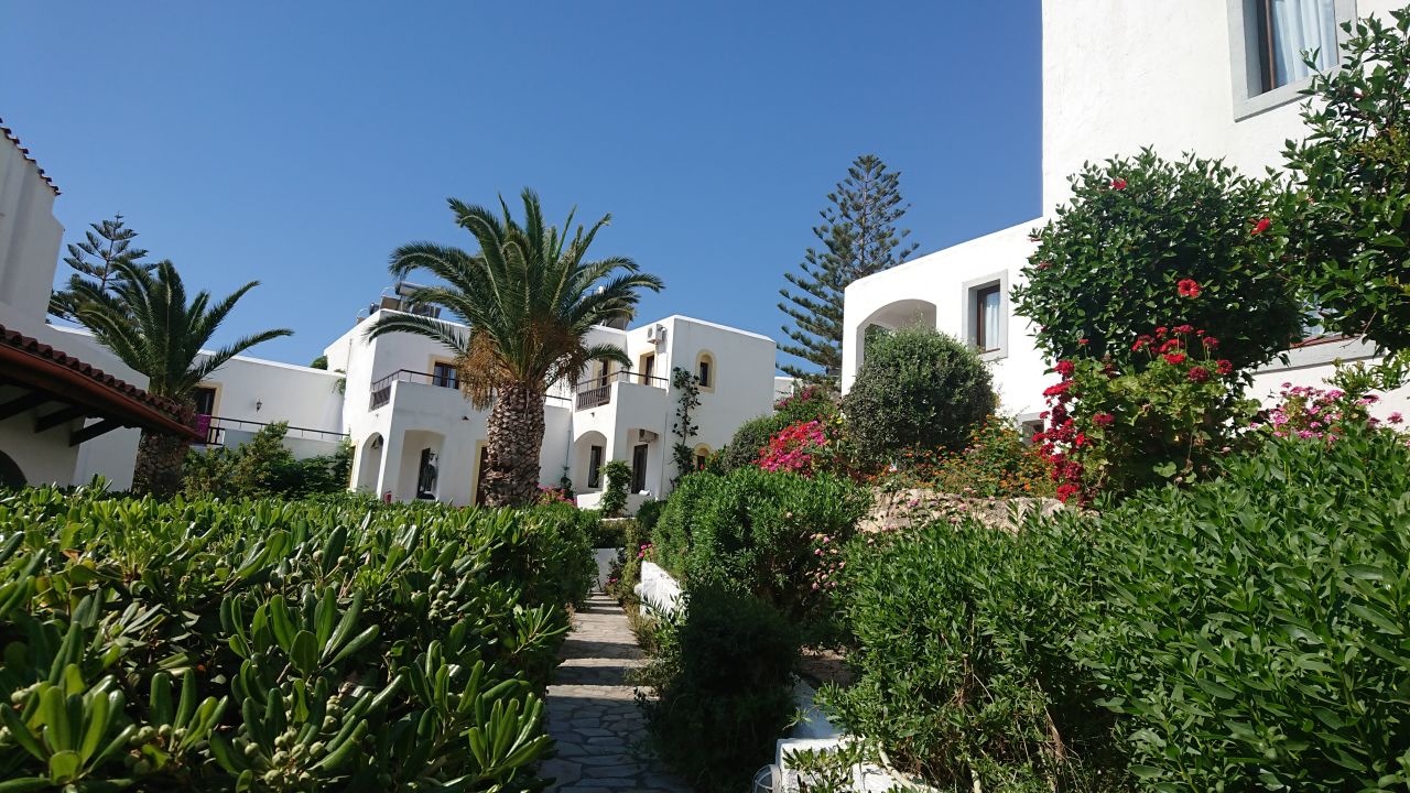 "Außenansicht" Hersonissos Village Hotel & Bungalows (Anissaras ...