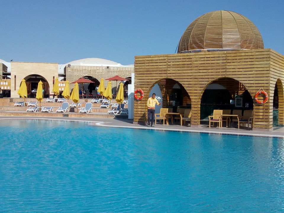 "Pool" Hotel Mercure Hurghada (Hurghada) • HolidayCheck (Hurghada ...