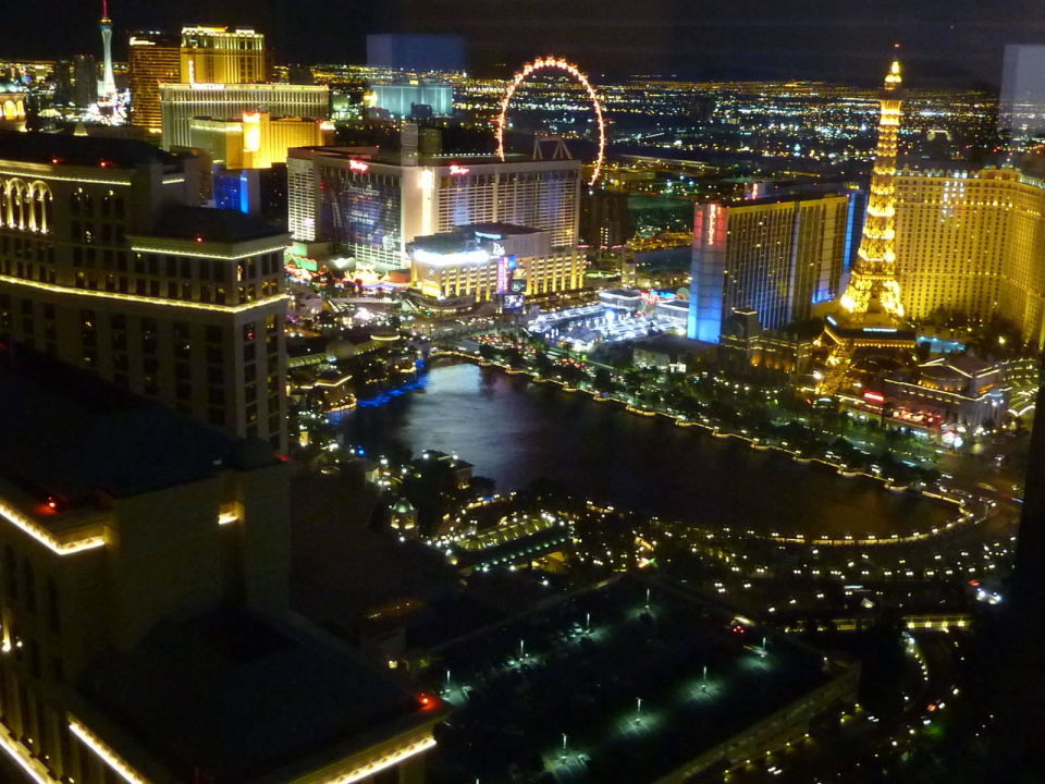 "Vdara" Vdara Hotel & Spa at CityCenter Las Vegas (Las Vegas ...