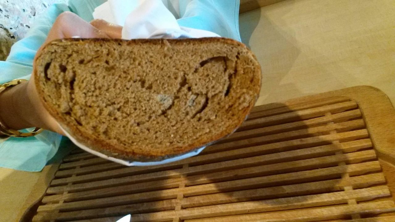 "Schimmel im Brot" Hotel Inntaler Hof (Mösern) • HolidayCheck (Tirol ...