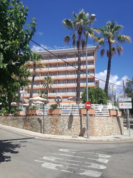 "Außenansicht" allsun Hotel Cormoran (Peguera) • HolidayCheck (Mallorca ...