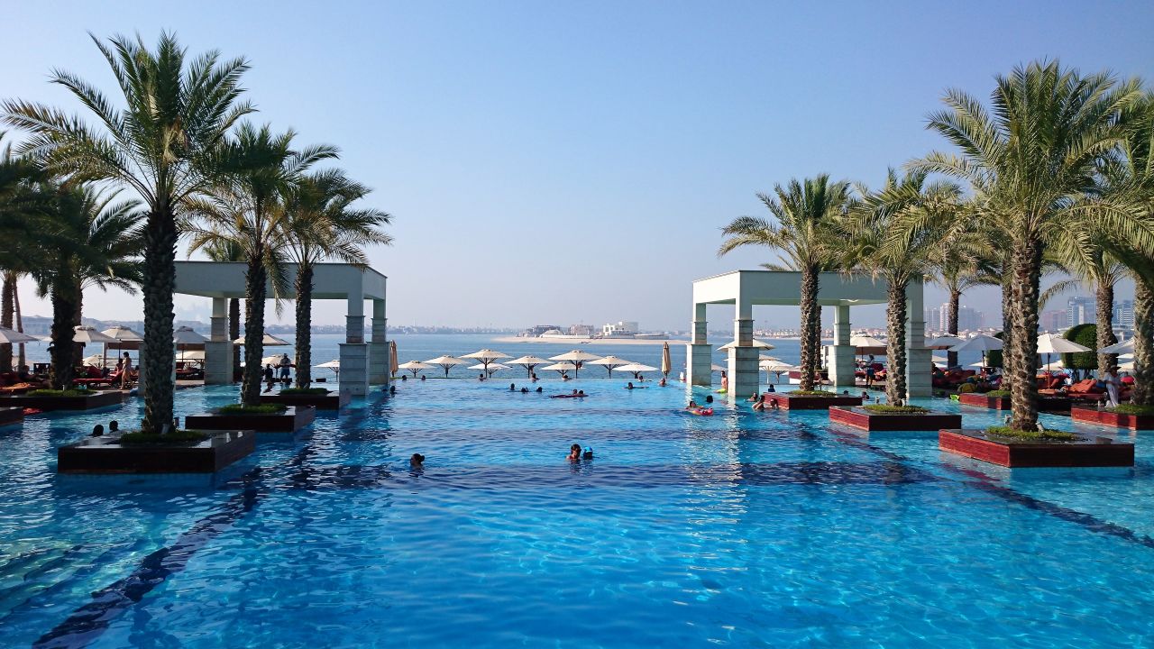 "Pool" Jumeirah Zabeel Saray (Dubai) • HolidayCheck (Dubai | Vereinigte ...