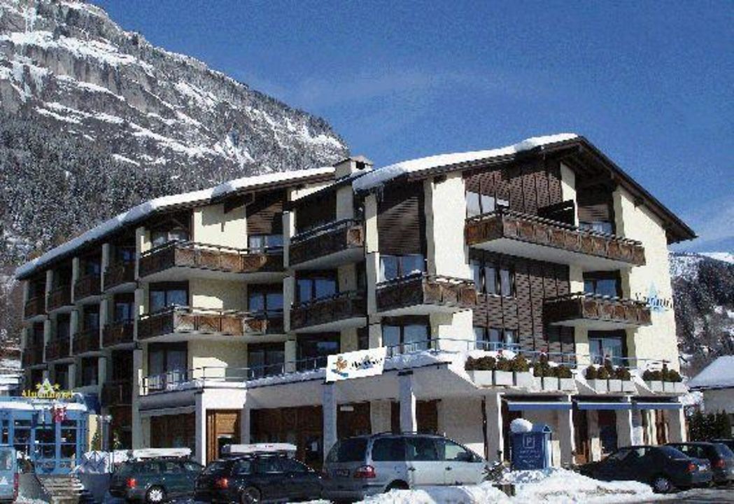 "Aussenansicht" Alpenhotel Flims (Flims) • HolidayCheck (Kanton ...