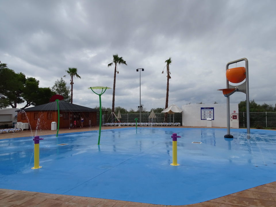 "Splash World - Wasserspielplatz" Globales Bouganvilla (Sa Coma ...