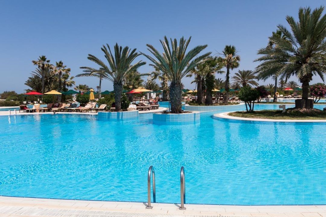 "Pool" Djerba Plaza Thalasso & Spa (Midoun) • HolidayCheck (Djerba ...