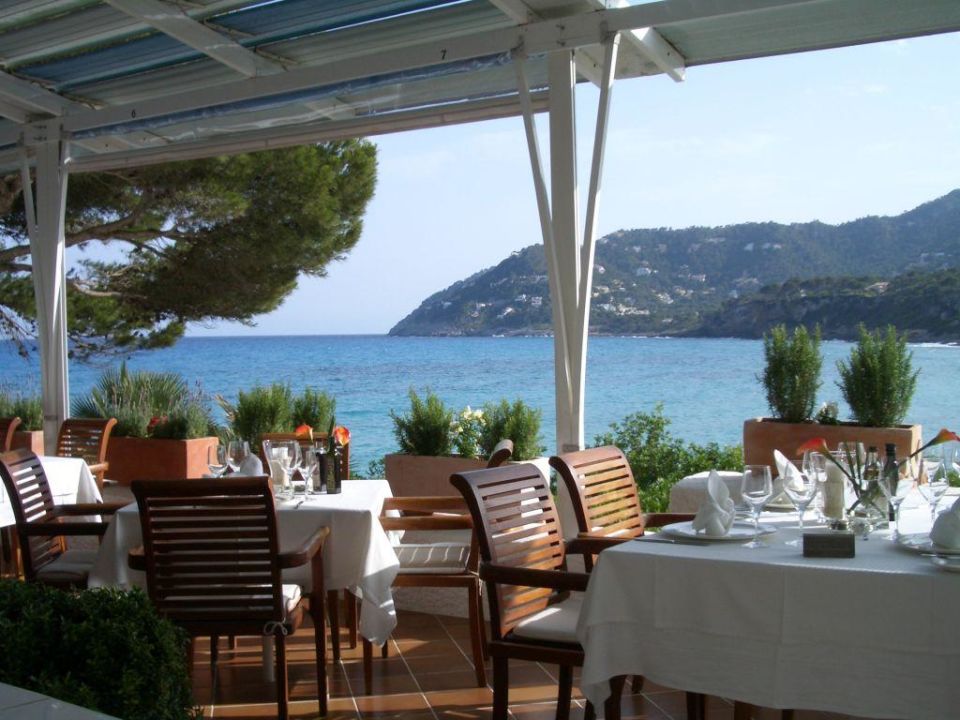 "Cap Vermell Beach Hotel Restaurant Terrasse" Cap Vermell Beach Hotel ...