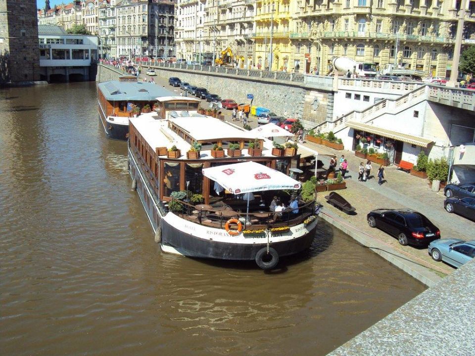 "Matylda mit Sonnenterrasse" Botel Ristorante Matylda (Prag / Praha ...
