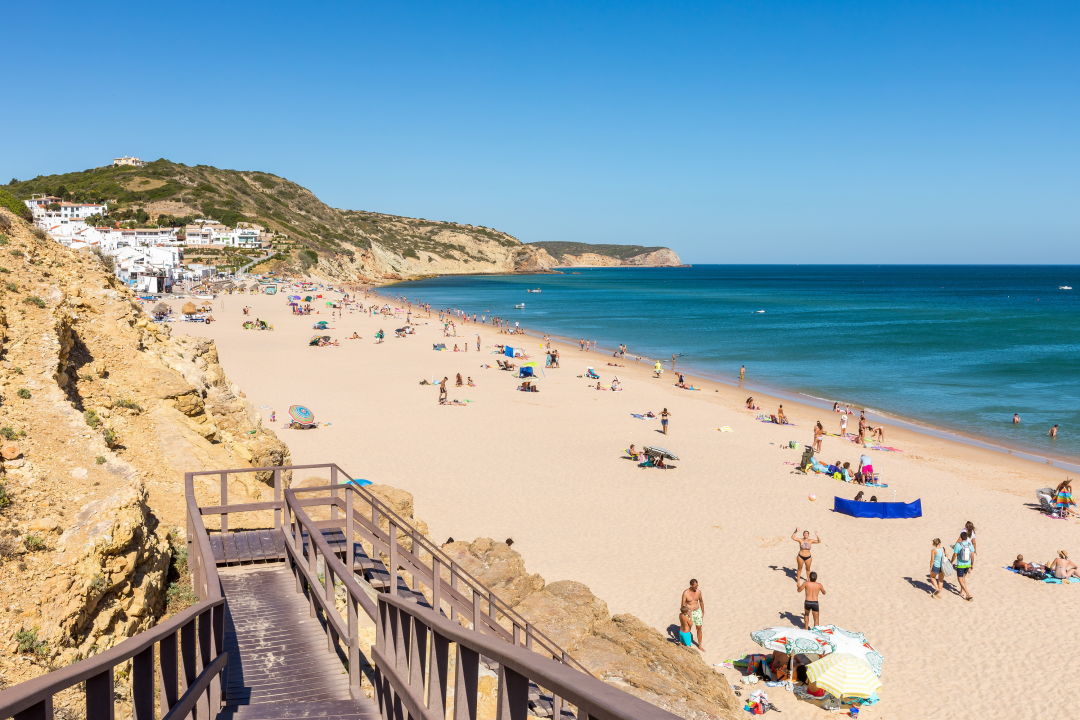 "Strand" Salema Beach Village (Salema) • HolidayCheck (Algarve | Portugal)