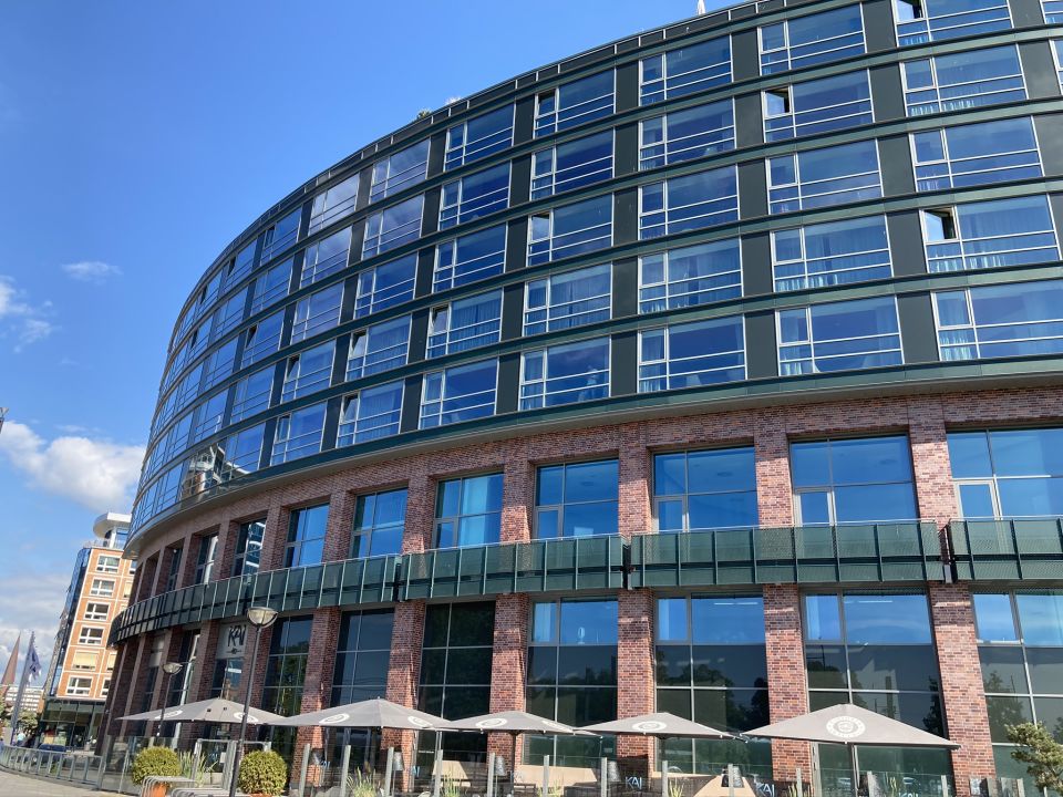 "Außenansicht" Radisson Blu Hotel Rostock (Rostock) • HolidayCheck ...