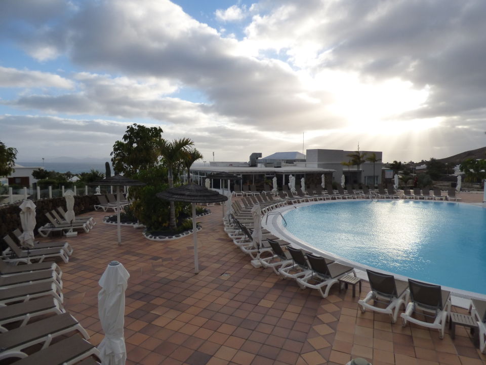 "Pool" LABRANDA Alyssa Suite Hotel (Playa Blanca) • HolidayCheck ...