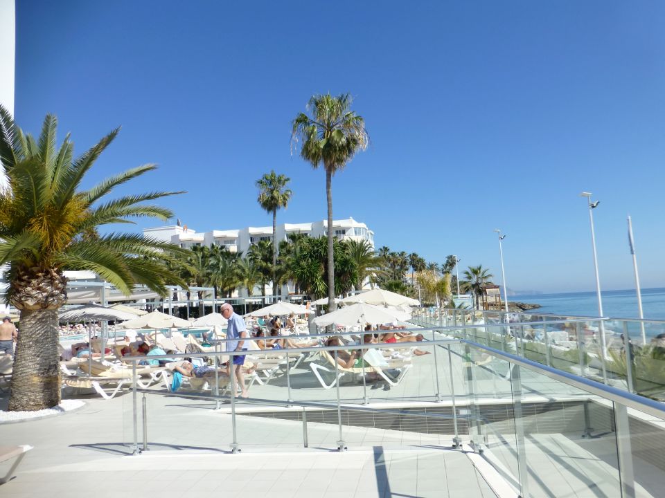 "Pool" Hotel Riu Monica - Adults only (Nerja) • HolidayCheck (Costa del ...