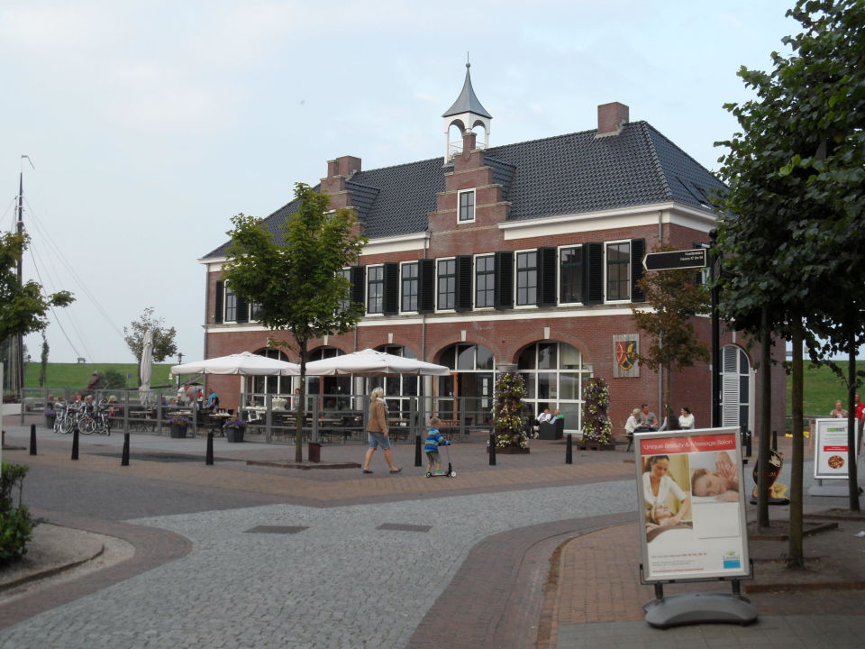 "Landal Esonstad" Ferienpark Landal Esonstad (Oostmahorn ...