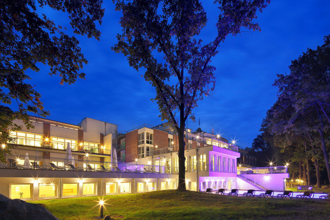 "Blaue Stunde" Inselhotel Potsdam Hermannswerder (Potsdam ...