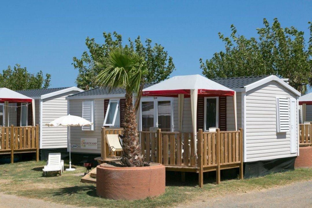 "Selectcamp Mobilheime El Delfin Verde" Camping & Bungalows El Delfín ...