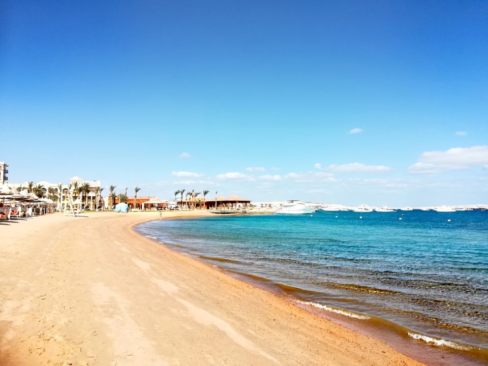 "Strand" The Grand Resort (Hurghada) • HolidayCheck (Hurghada/Safaga ...