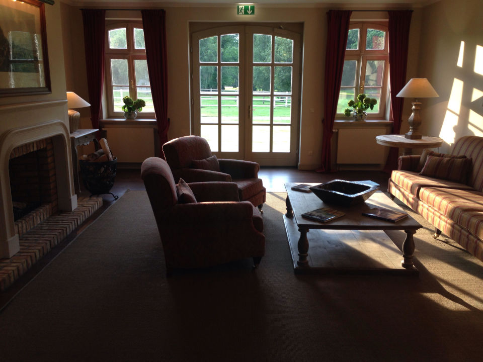 "Foyer Stallungen" Golfhotel Schloss Lüdersburg (Lüdersburg ...