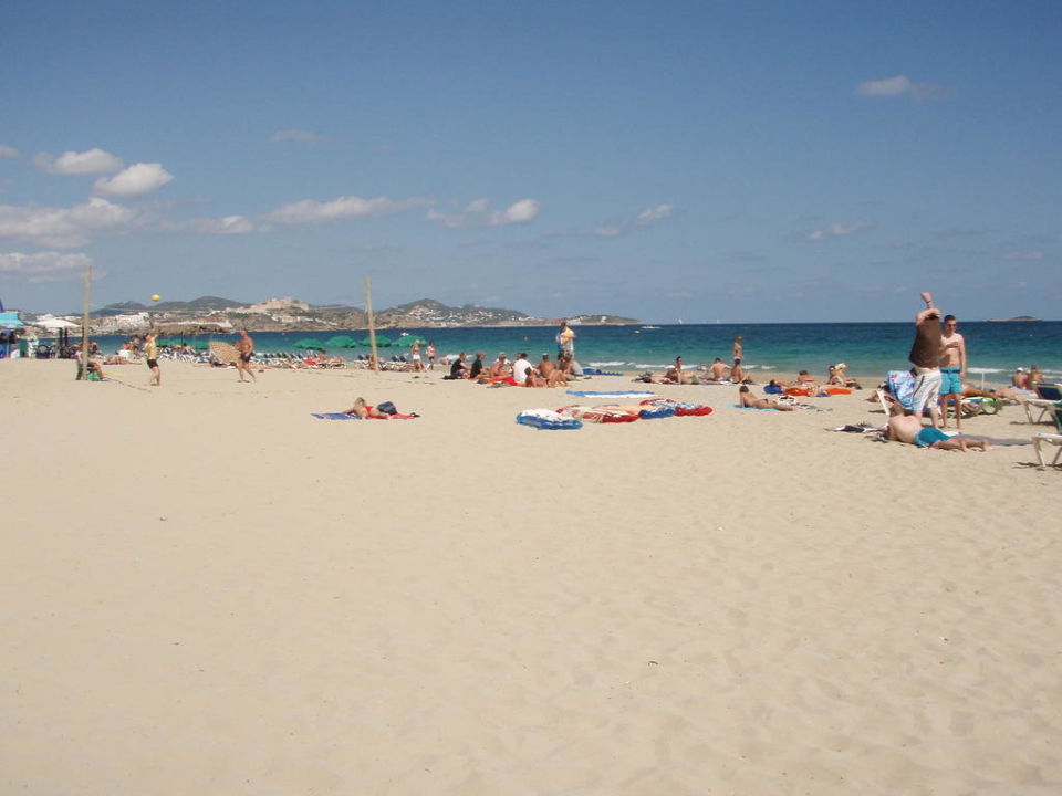 "Playa d'en Bossa Strand" Hard Rock Hotel Ibiza (Playa d'en Bossa ...