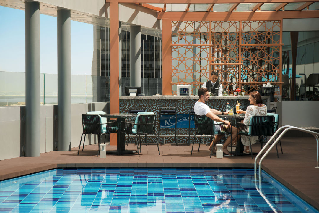 "Pool" Pearl Rotana Capital Centre (Abu Dhabi) • HolidayCheck (Abu ...