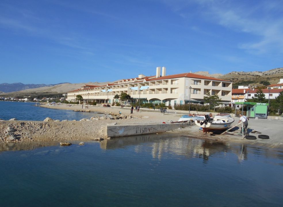 "Außenansicht" Hotel Pagus (Pag) • HolidayCheck (Dalmatien | Kroatien)