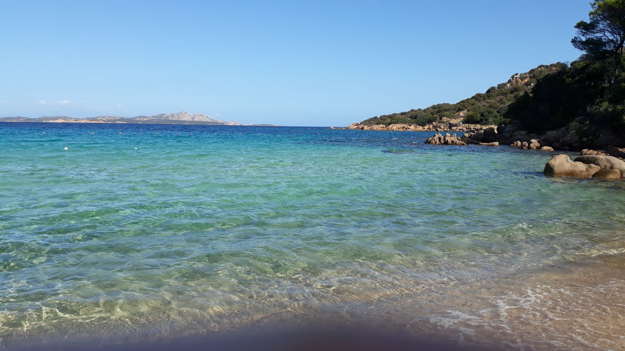 "Strand" Clubhotel Baja Sardinia (Baja Sardinia) • HolidayCheck ...