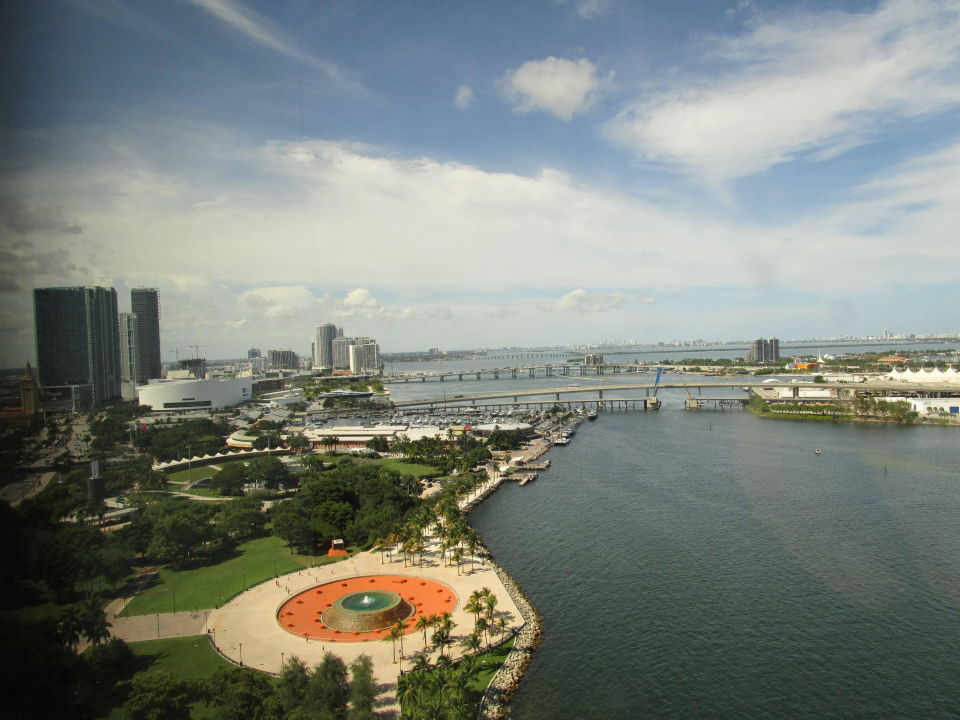 "Bayfront-Park" InterContinental Miami (Miami) • HolidayCheck (Florida ...