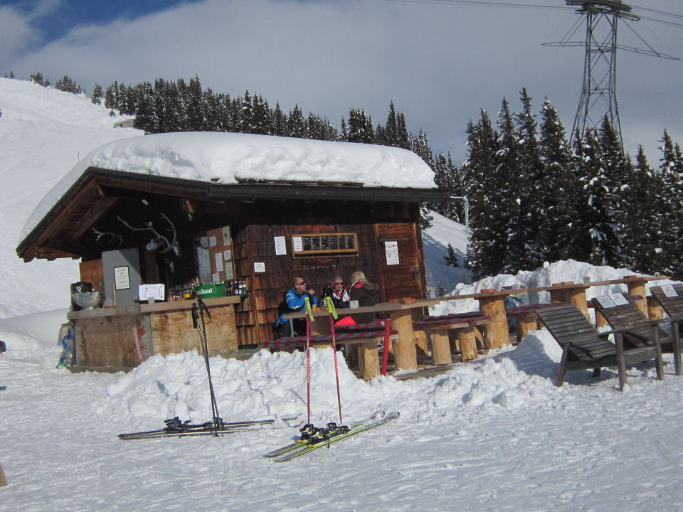"Gustis Jagdhütte auf der Abfahrt nach Laax" Hapimag Resort Flims ...