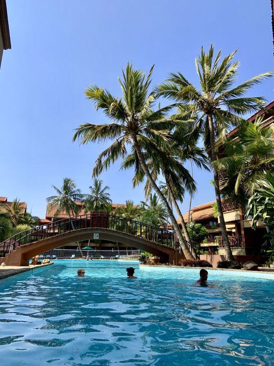 "Pool" Royal Palms Beach Hotel (Wadduwa) • HolidayCheck (Sri Lanka ...