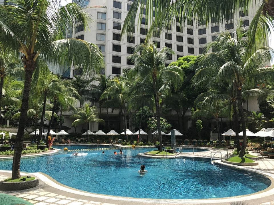 "Pool" Hotel Shangri-La's Edsa Plaza (Mandaluyong) • HolidayCheck ...