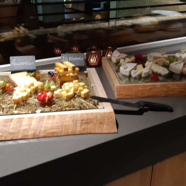 "Käse Buffet" Valavier Aktivresort (Brand) • HolidayCheck (Vorarlberg ...